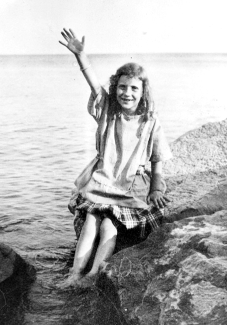 Sybil Shearer (1912–2005) | WENDY PERRON